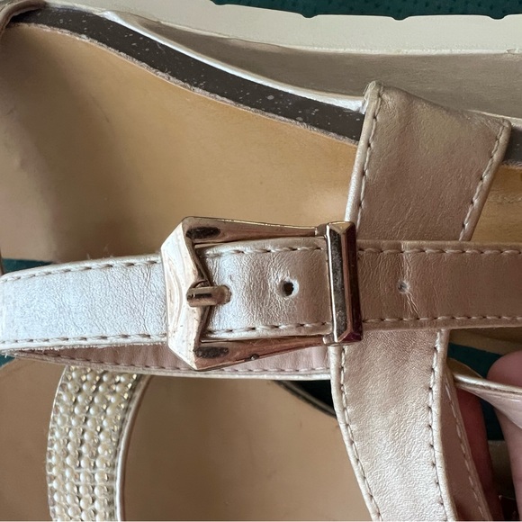 Via Veneto | Shoes | Via Veneto Sandals For Women | Poshmark